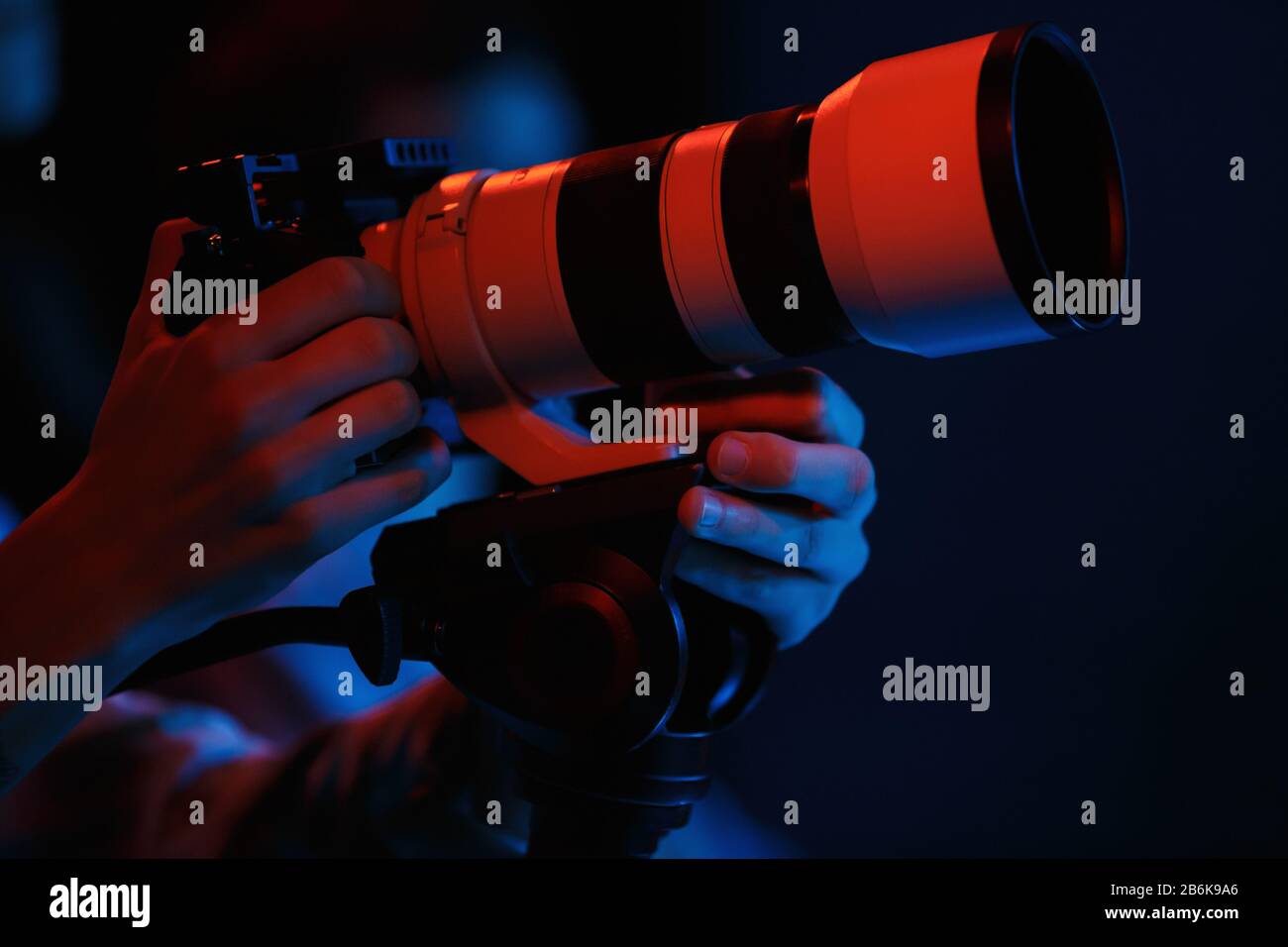 Footage crowd rock concert night hi-res stock photography and images ...
