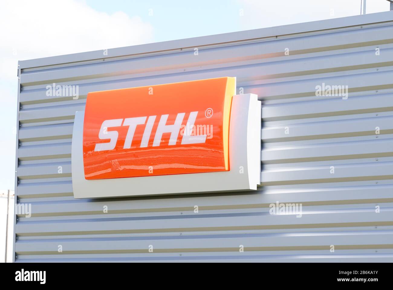 Stihl brushcutter hi-res stock photography and images - Alamy