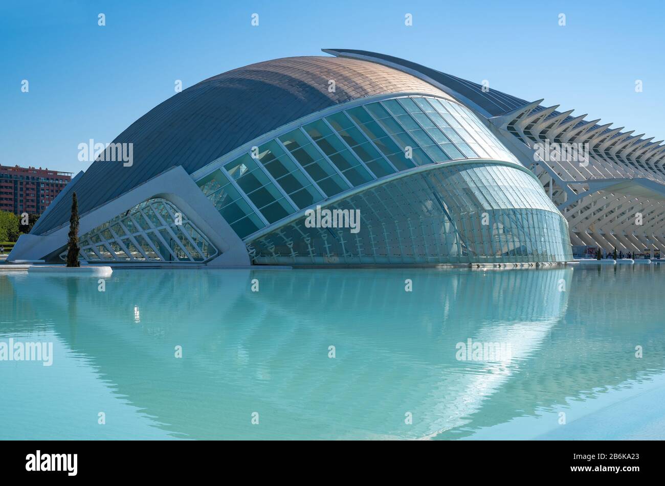 Concave buildings hi-res stock photography and images - Alamy