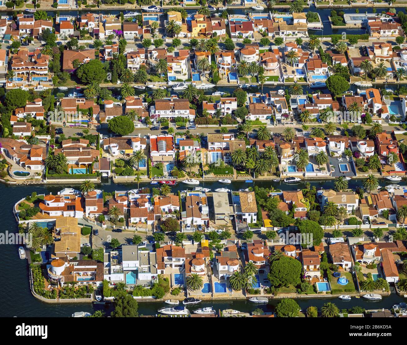 Empuriabrava hi-res stock photography and images - Alamy