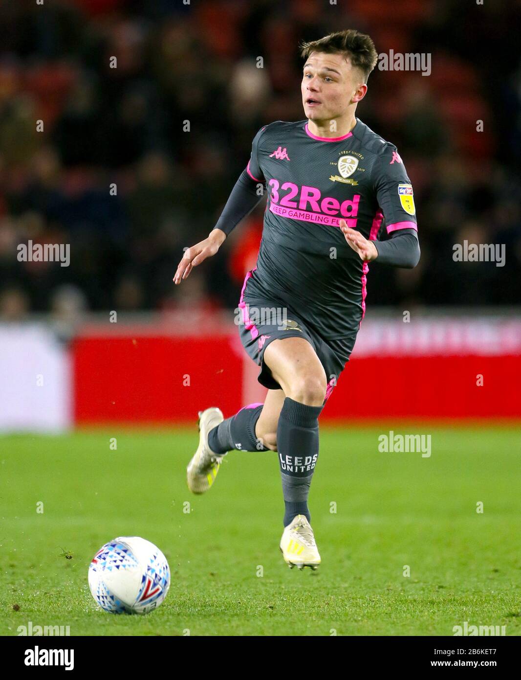 Leeds United's Jamie Shackleton Stock Photo - Alamy