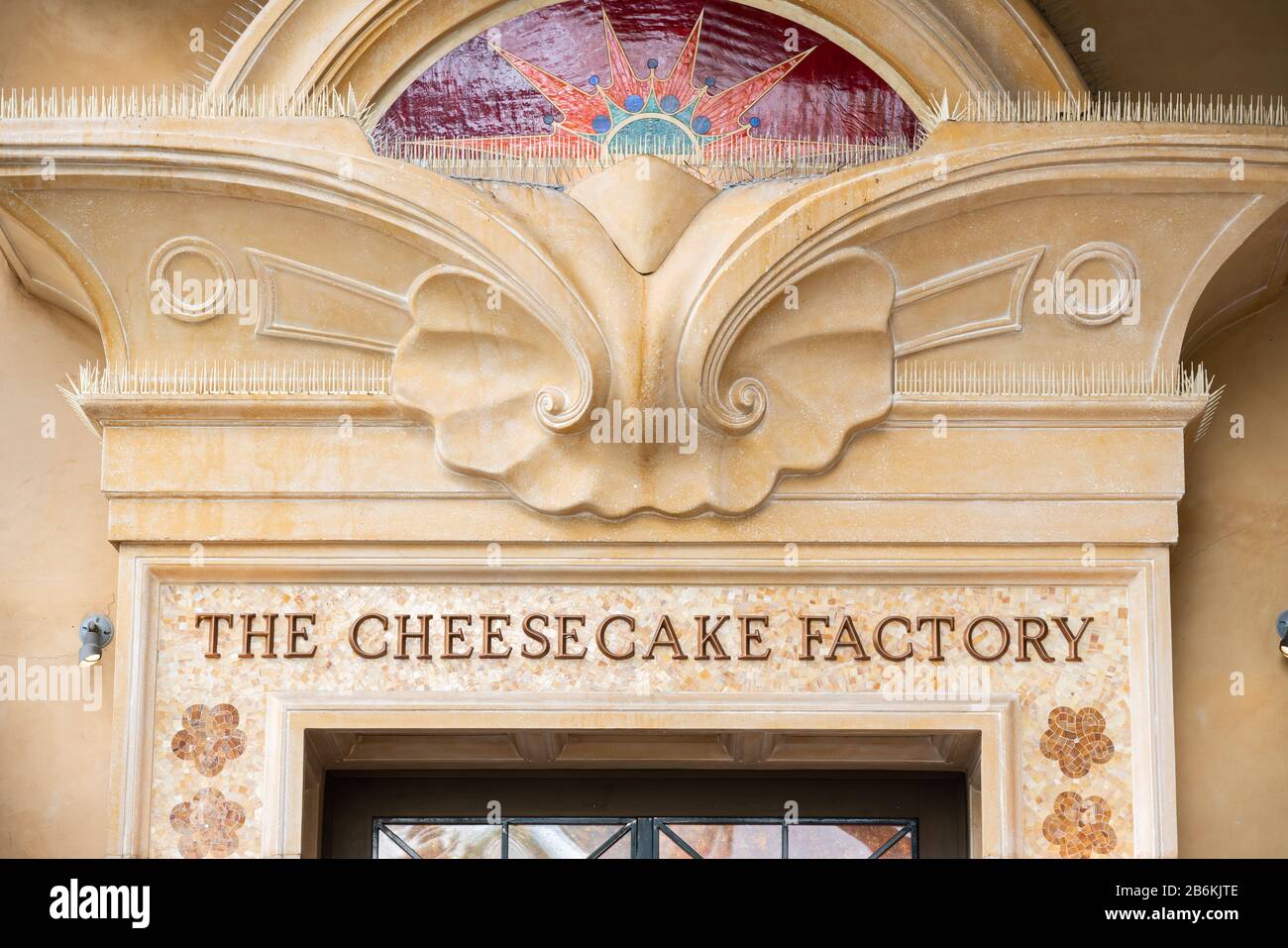 Cheesecake factory logo hi-res stock photography and images - Alamy
