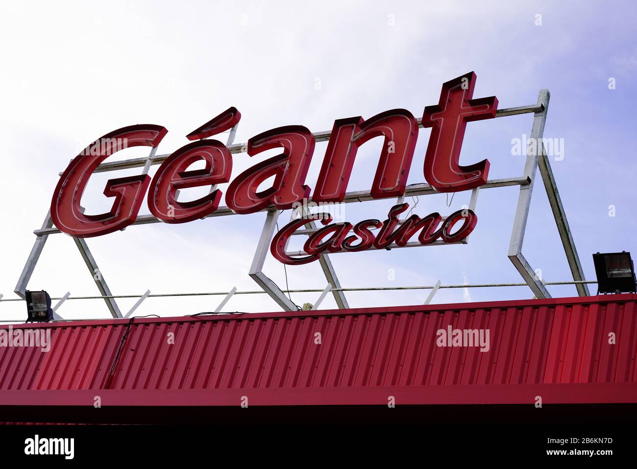 Bordeaux , Aquitaine / France - 10 30 2019 : Géant Casino hypermarket ...
