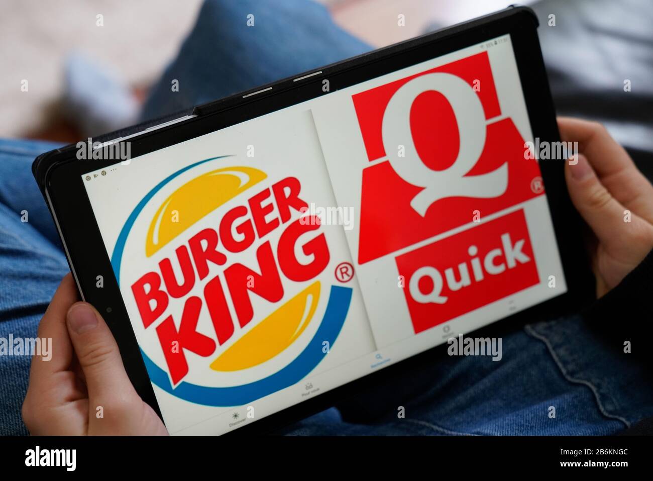 Logo of burgerking hi-res stock photography and images - Alamy