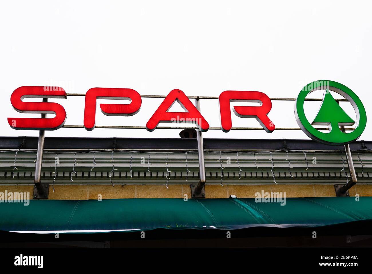 Spar signage hi-res stock photography and images - Alamy