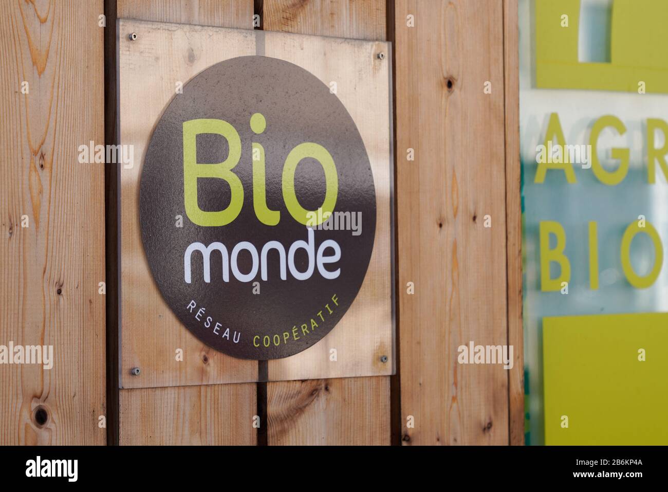 Bordeaux , Aquitaine / France - 01 15 2020 : Bio Monde shop biological ...