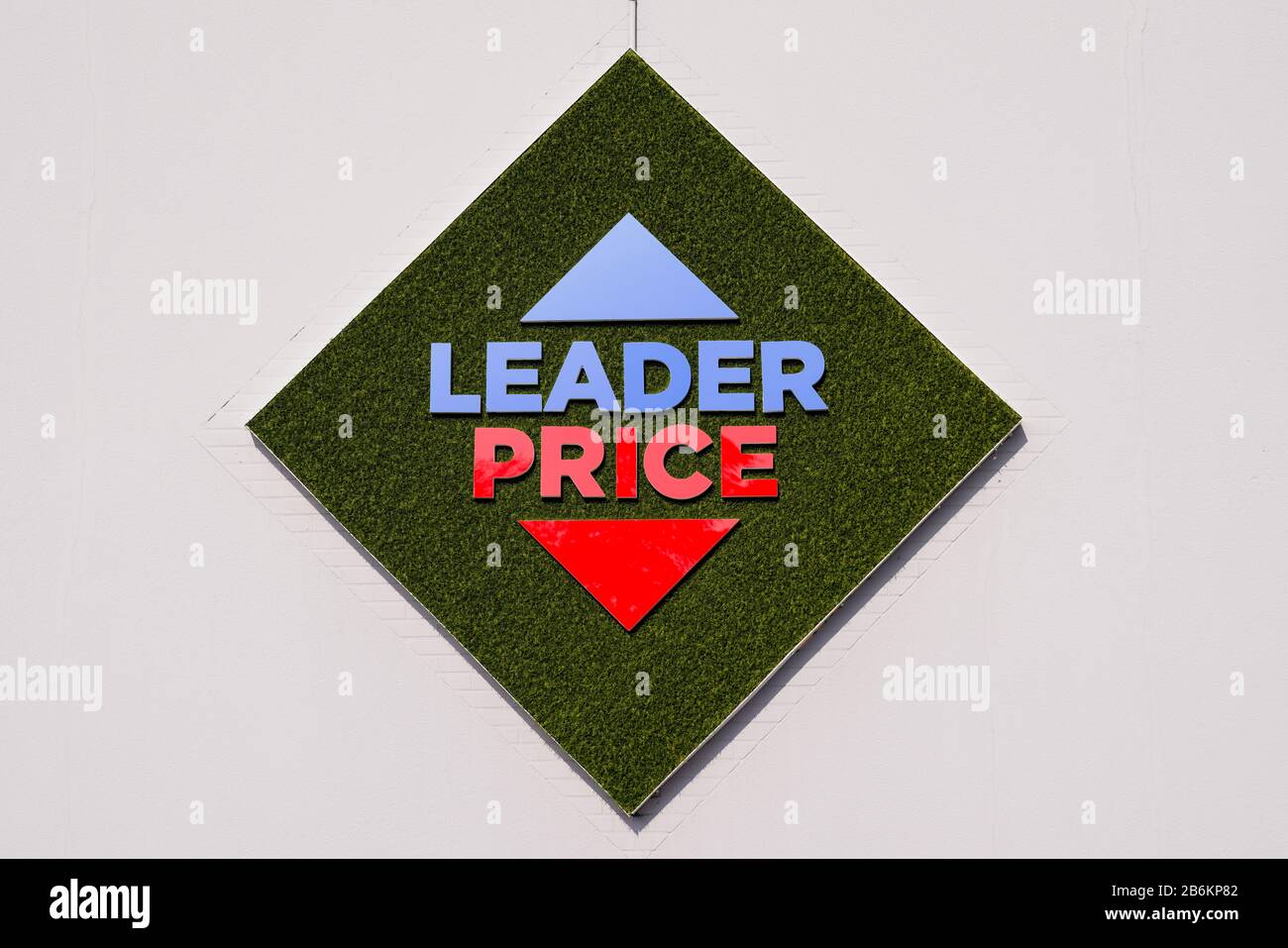 Bordeaux , Aquitaine / France - 02 21 2020 : leader Price logo sign ...