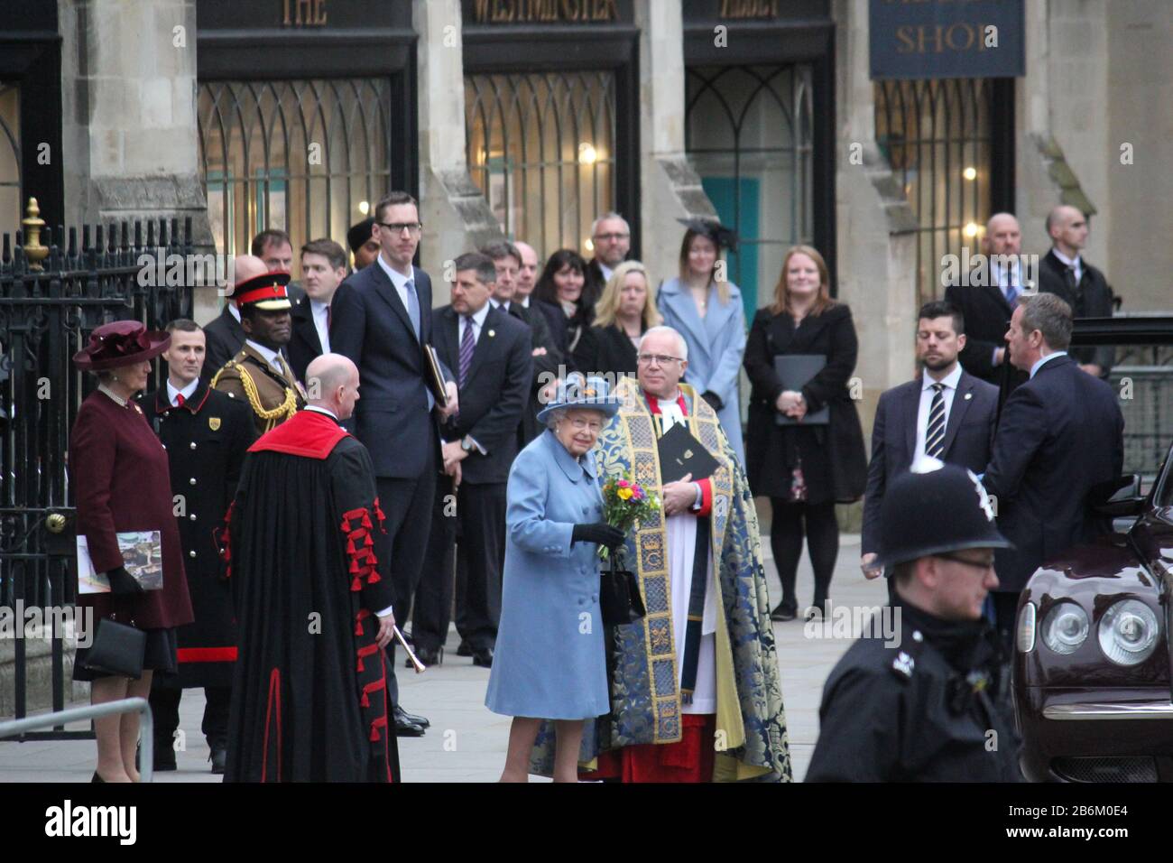 Queen elizabeth ii attends the commonwealth service at westminster ...