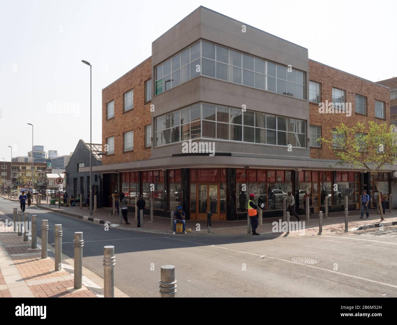 Chancellor House where Nelson Mandela first practiced law next to ...