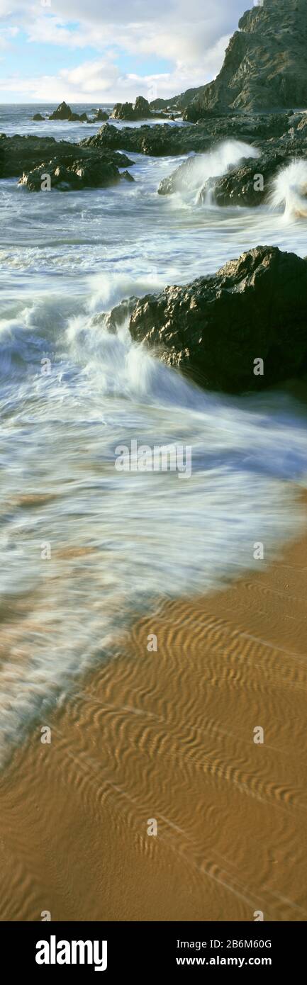 Wave patterns in sand hi-res stock photography and images - Alamy