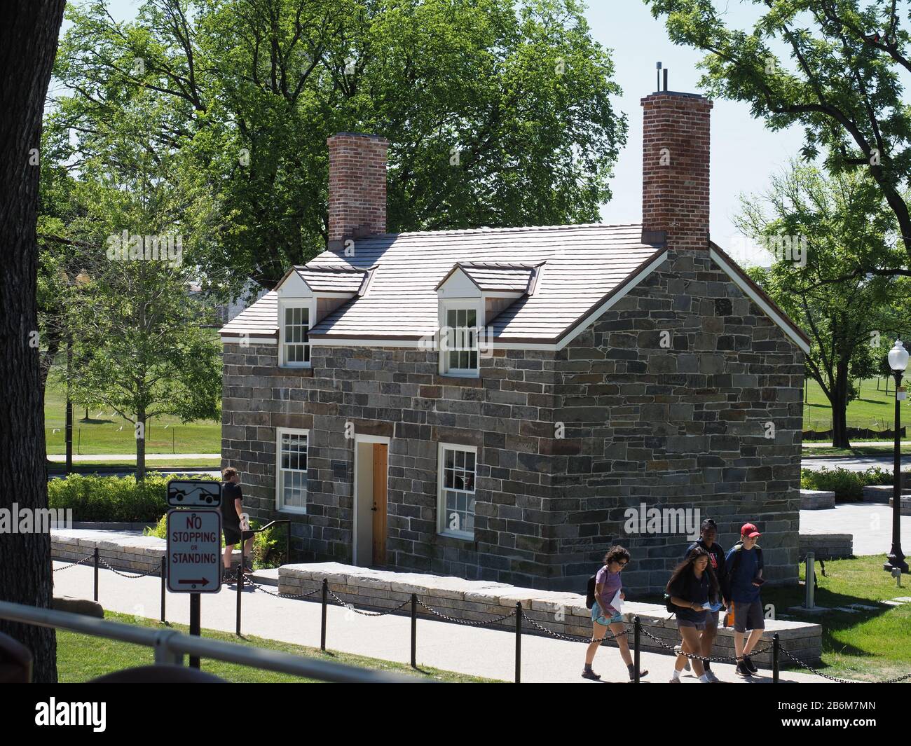 Old stone house washington dc hi-res stock photography and images - Alamy