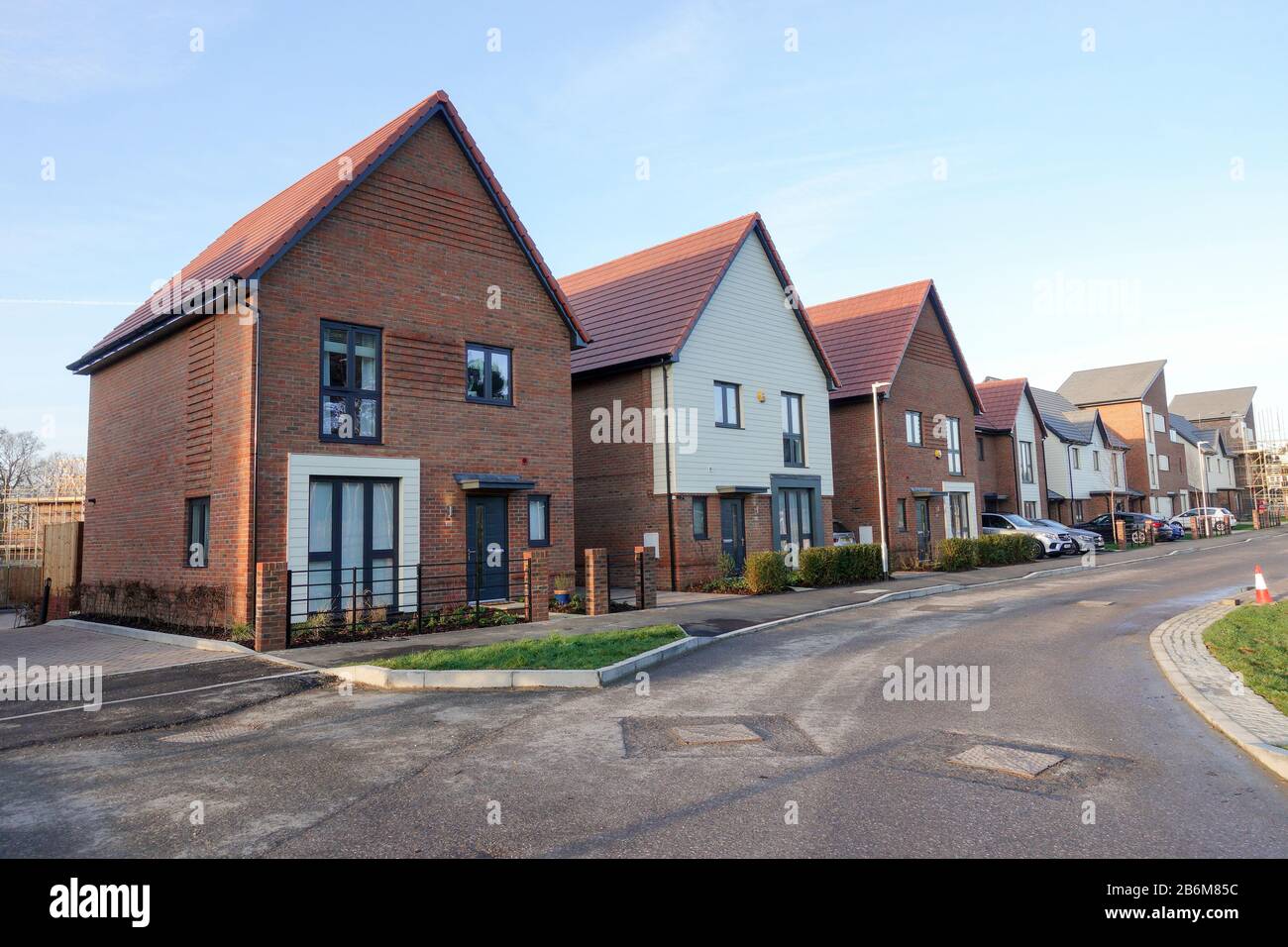 Crowthorne houses hi-res stock photography and images - Alamy
