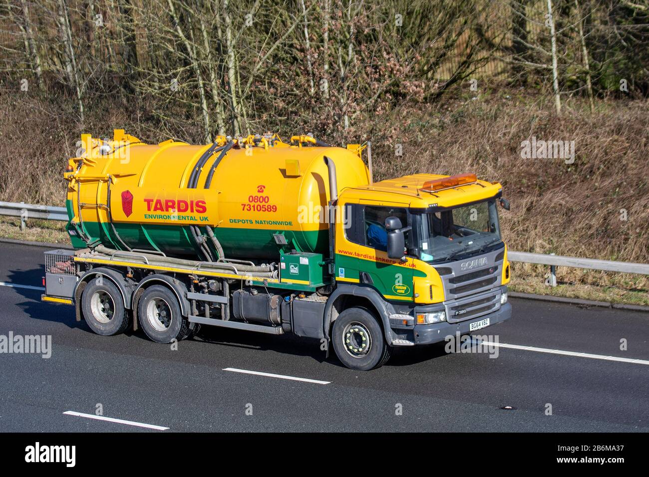 16000 litre clean water tankers hi-res stock photography and images - Alamy