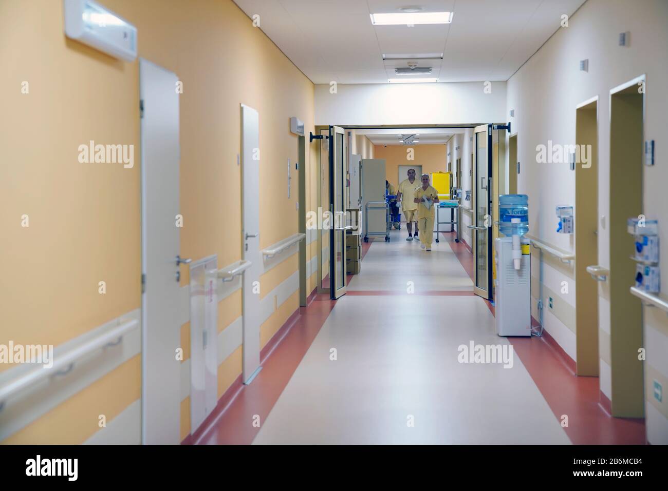 Infektionsstation hi-res stock photography and images - Alamy