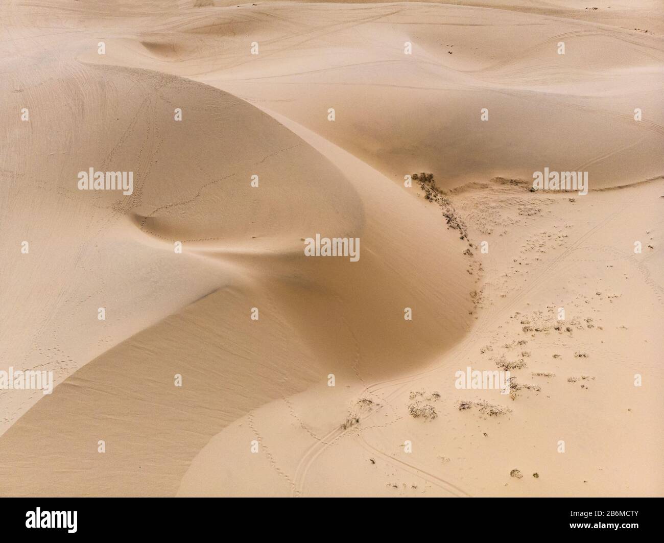 Winding sand hi-res stock photography and images - Alamy