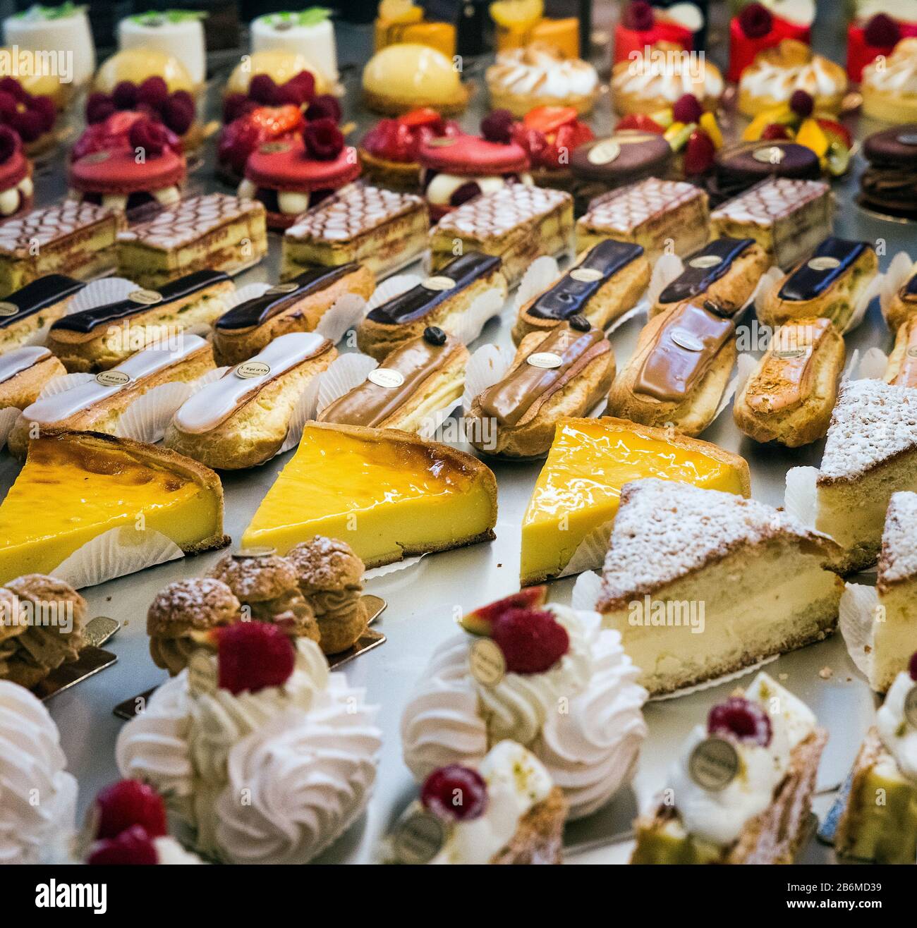 French bakery hi-res stock photography and images - Alamy