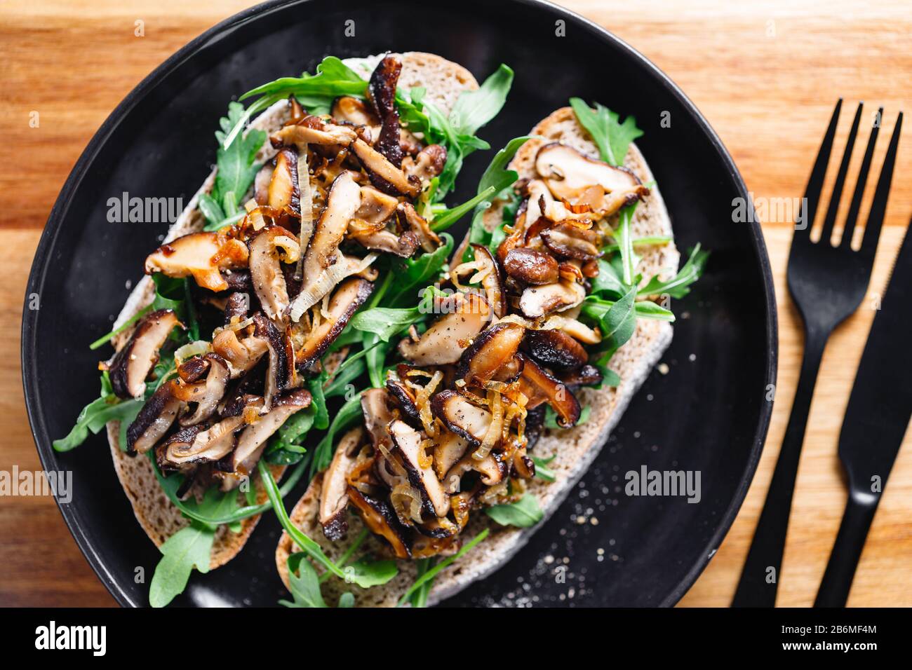 Shiitake mushroom sandwiches hi-res stock photography and images - Alamy