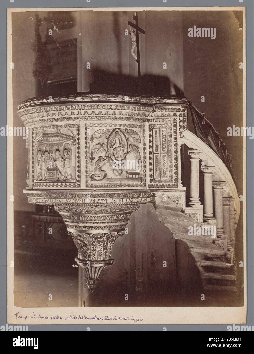 Firenze-Sa Maria Novella-pulpito dal Brunellesco, rillievi Sa Maestro Lazzaro Firenze-Sa. Maria ...