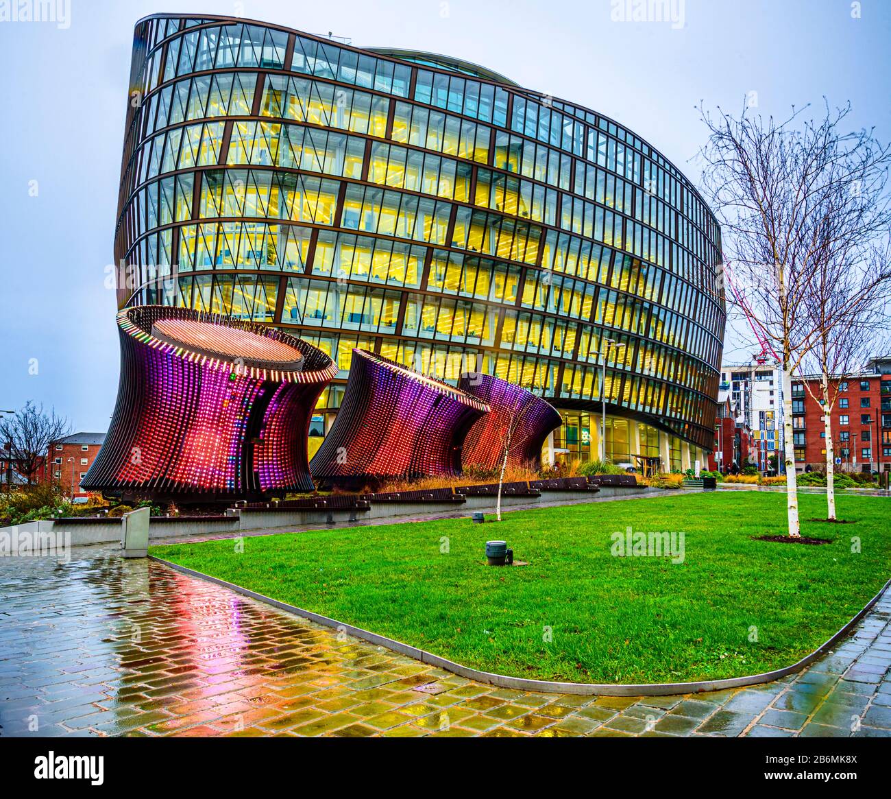 One angel square hi-res stock photography and images - Alamy