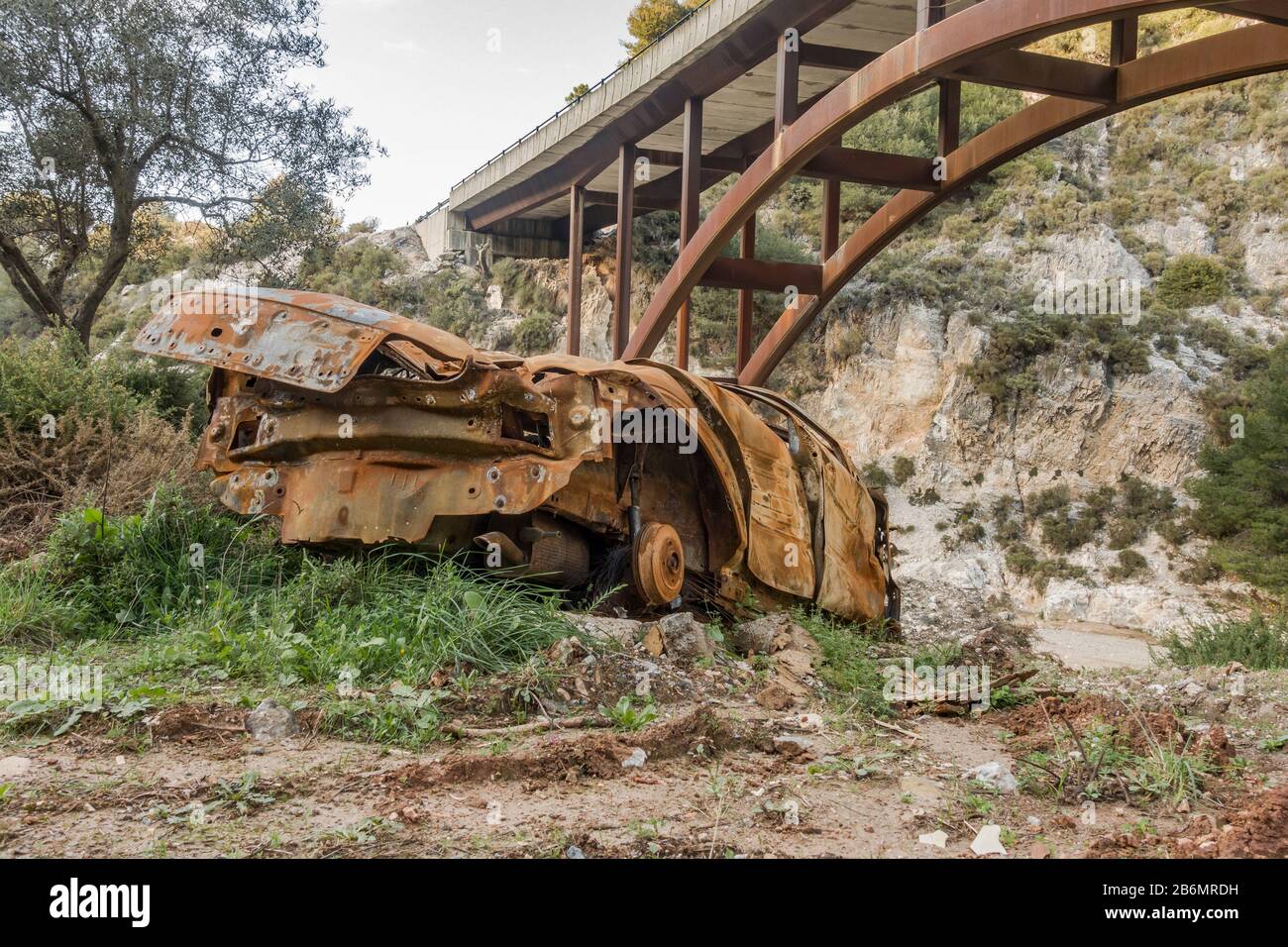 Car gutted hi-res stock photography and images - Alamy