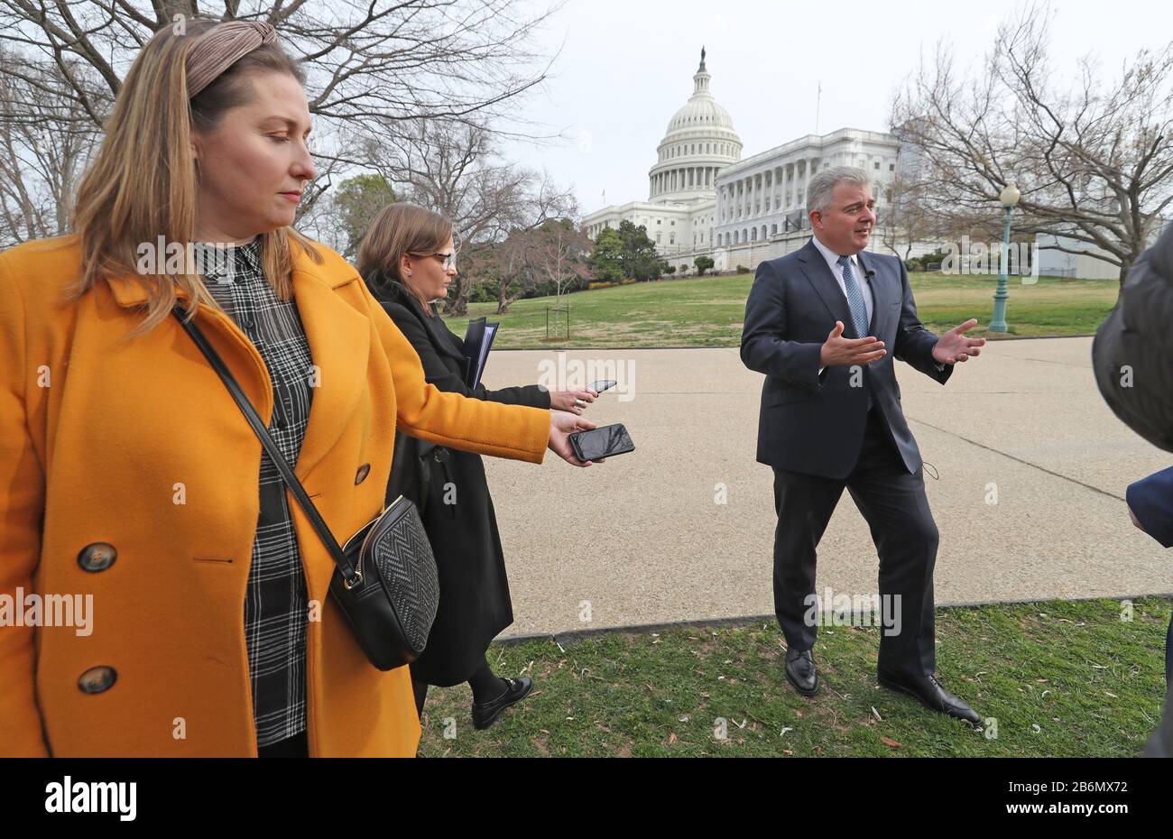 Capitol hill media hi-res stock photography and images - Alamy