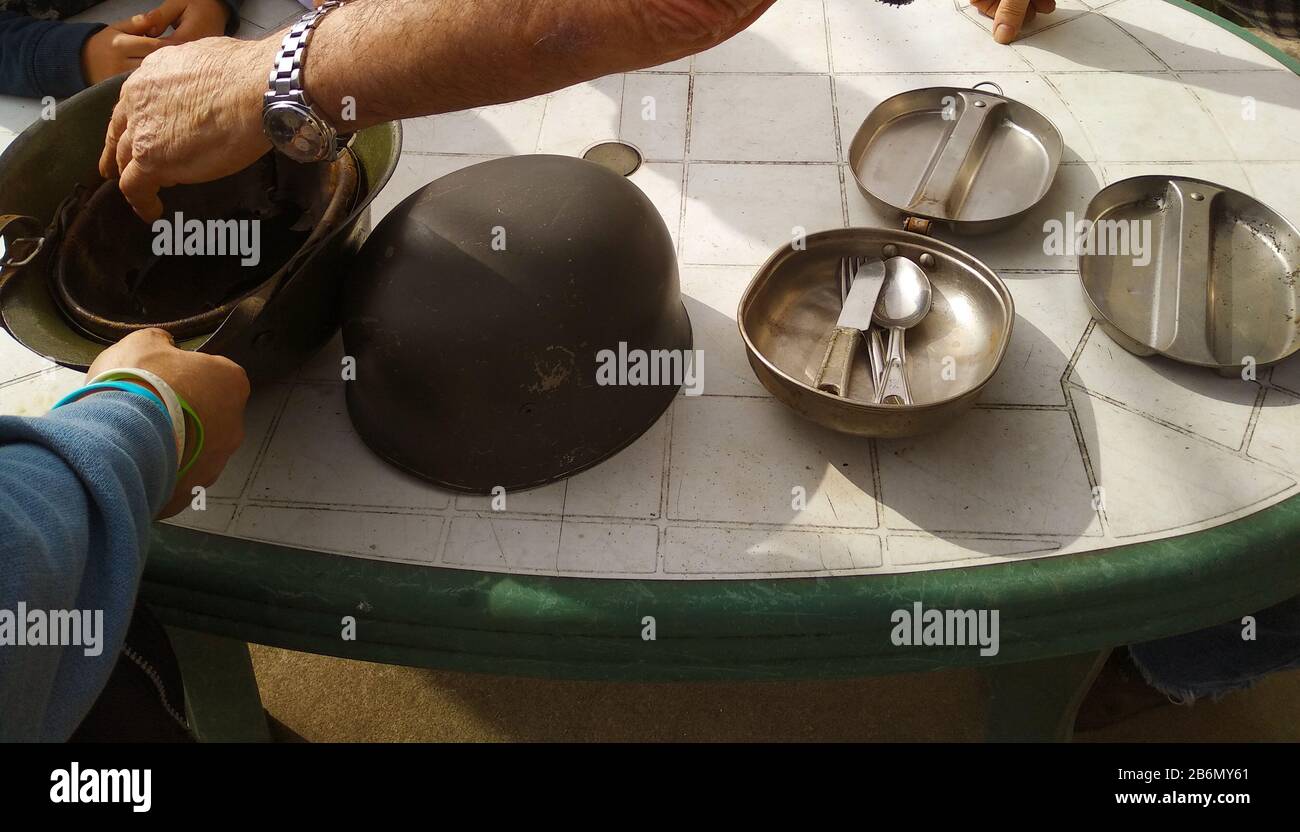 field objects of soldiers for the ration in the trenches and ...