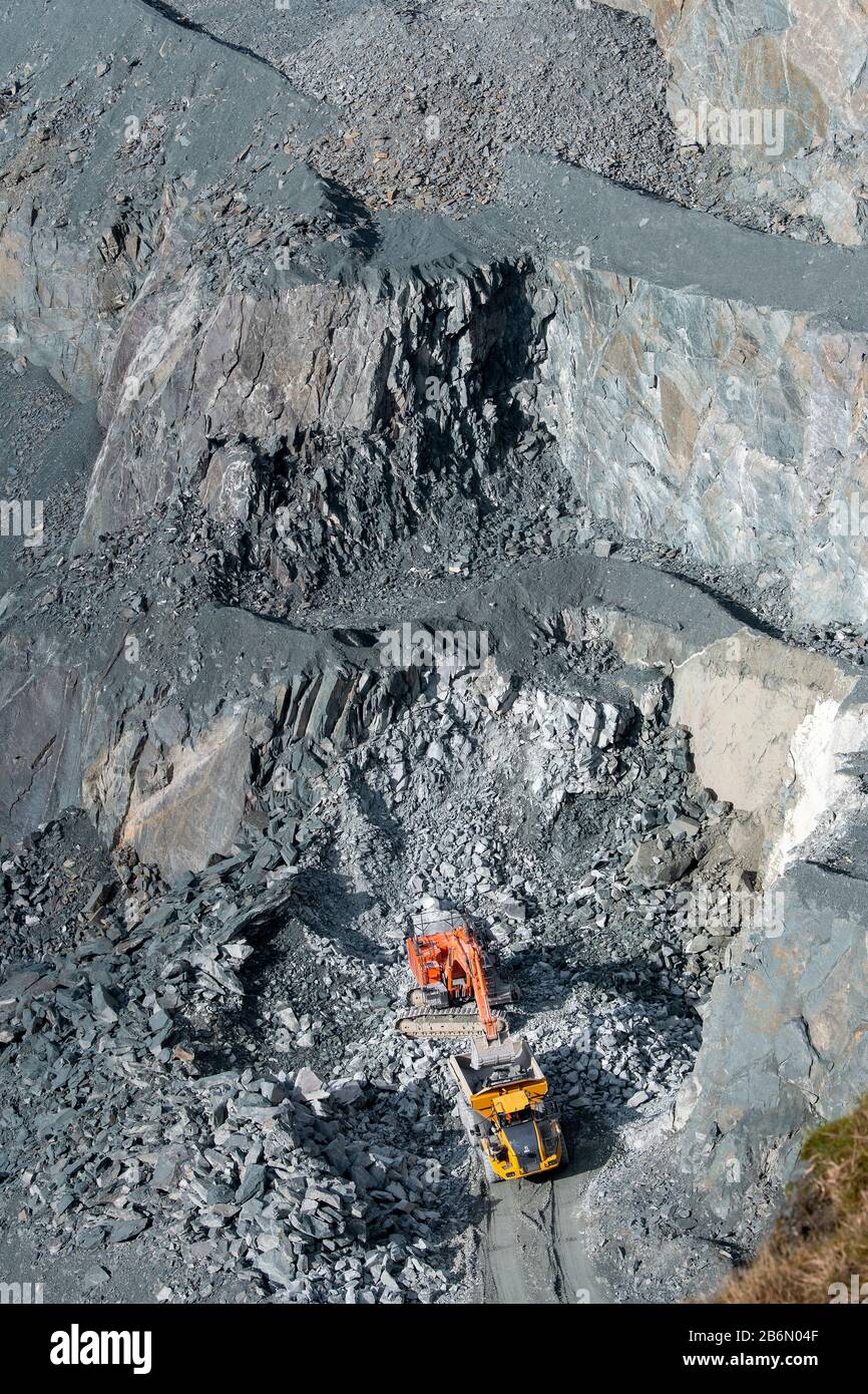 Shale quarry hi-res stock photography and images - Alamy