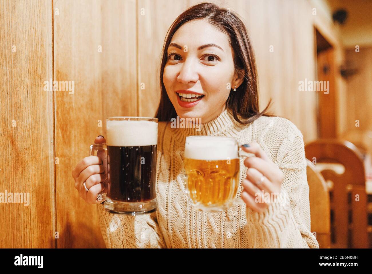 Golden mugs hi-res stock photography and images - Alamy