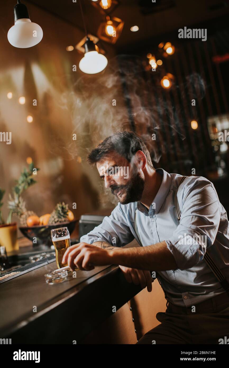 Smoking cigarette night hi-res stock photography and images - Alamy