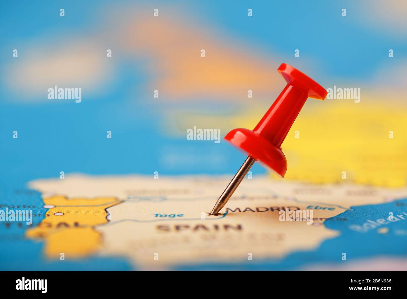 Map city madrid map pin hi-res stock photography and images - Alamy