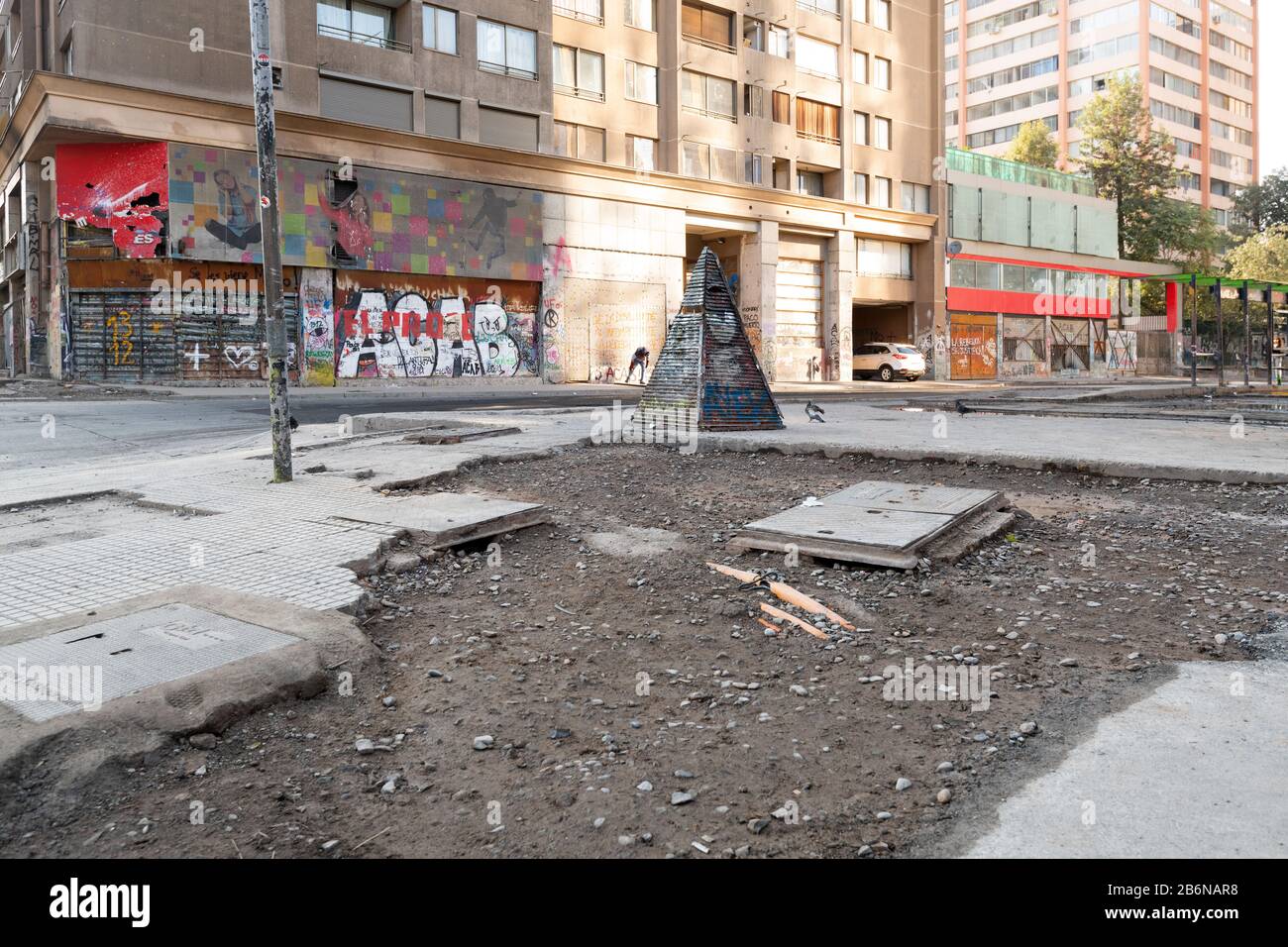 Riot destruction hi-res stock photography and images - Alamy