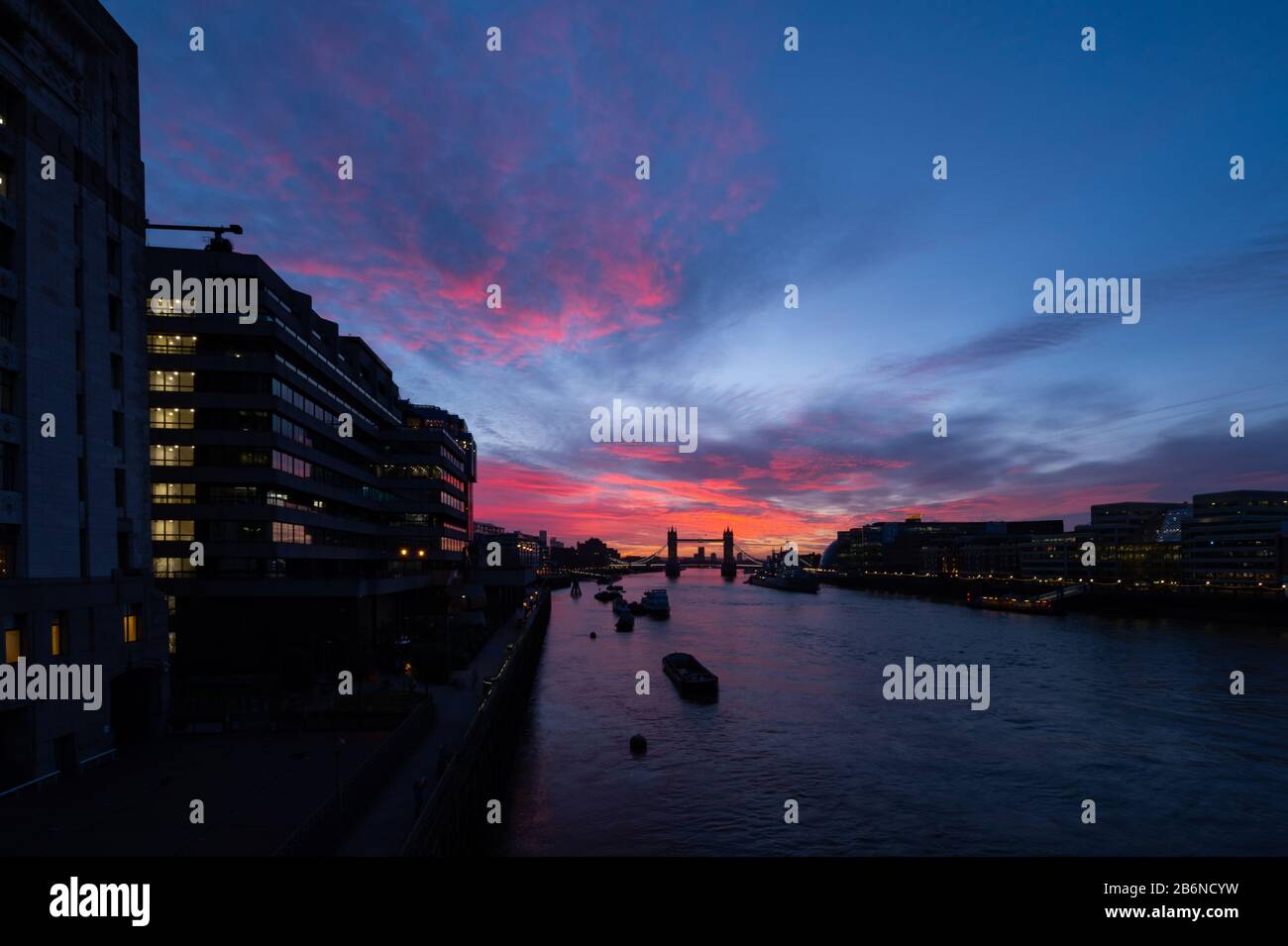 Sunrise over Tower Bridge, London, England Stock Photo - Alamy