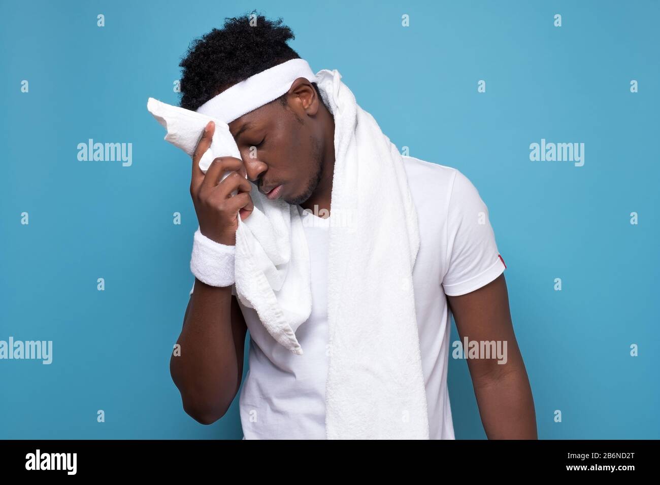 Forehead stands hi-res stock photography and images - Alamy