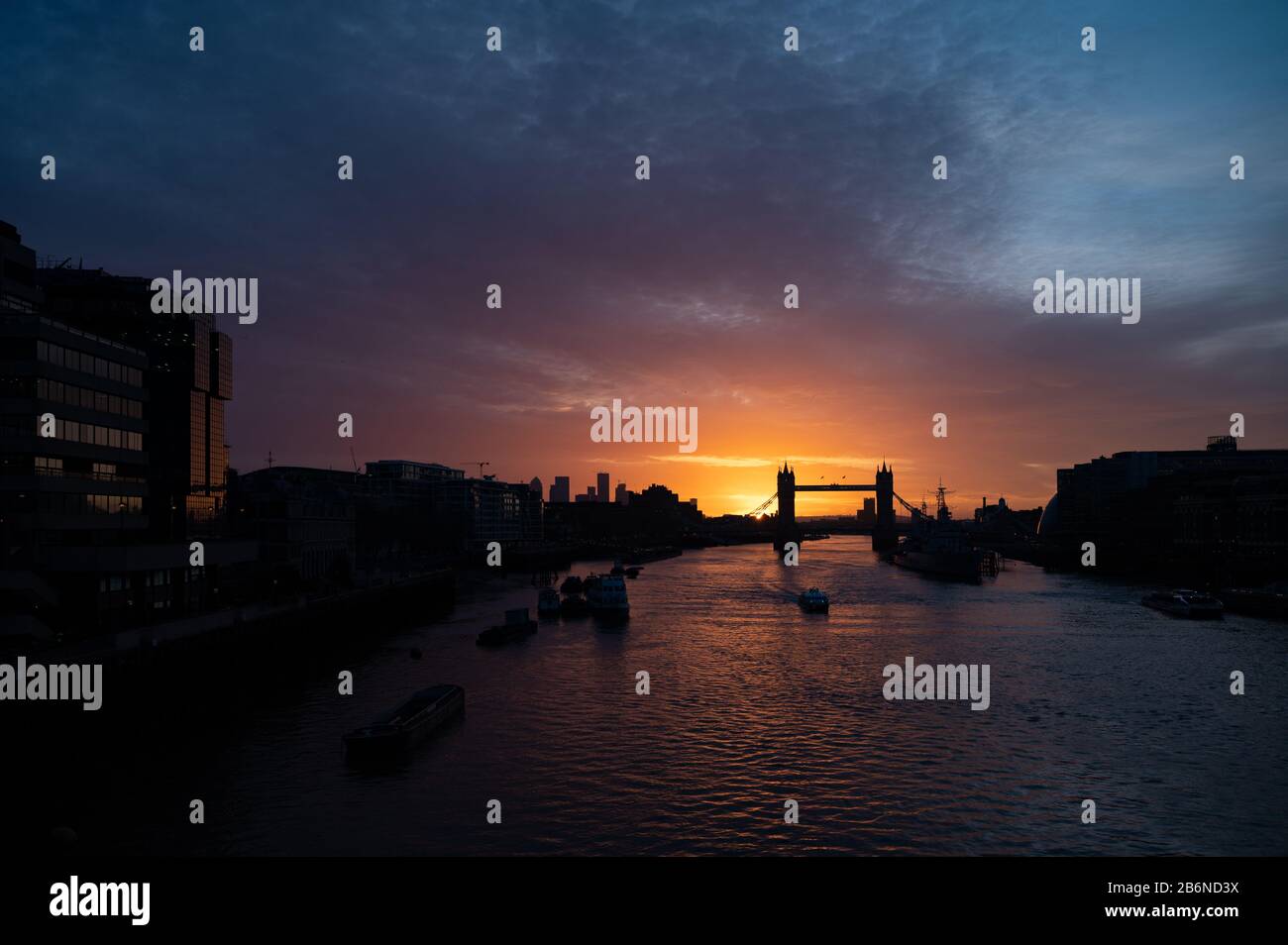 Sunrise over Tower Bridge, London, England Stock Photo - Alamy