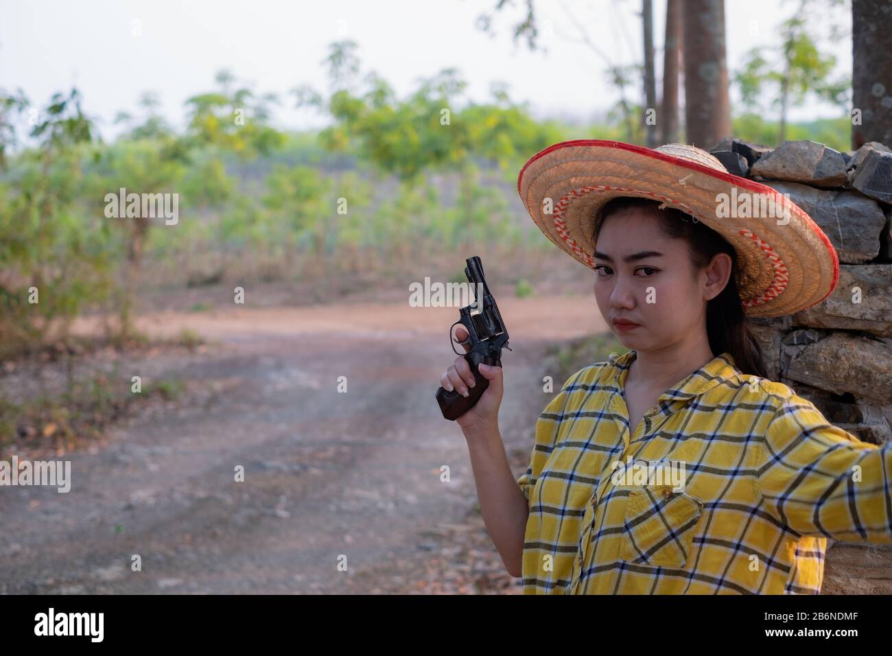 Women Loading A Gun High Resolution Stock Photography and Images - Alamy