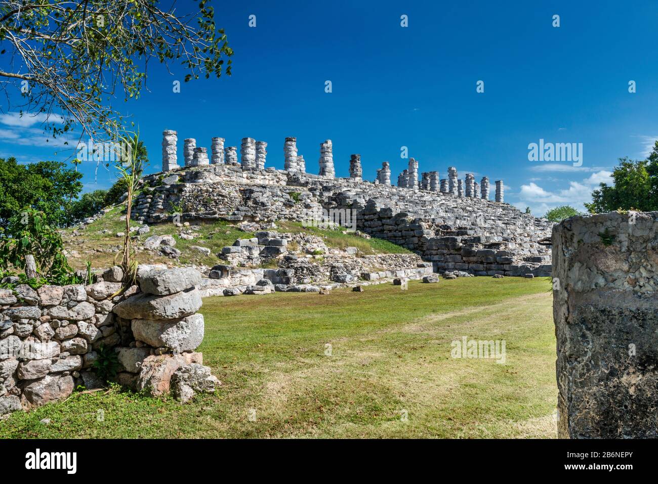 Edificio de las Pilastras, Maya ruins in Ake, Yucatan, Mexico Stock ...
