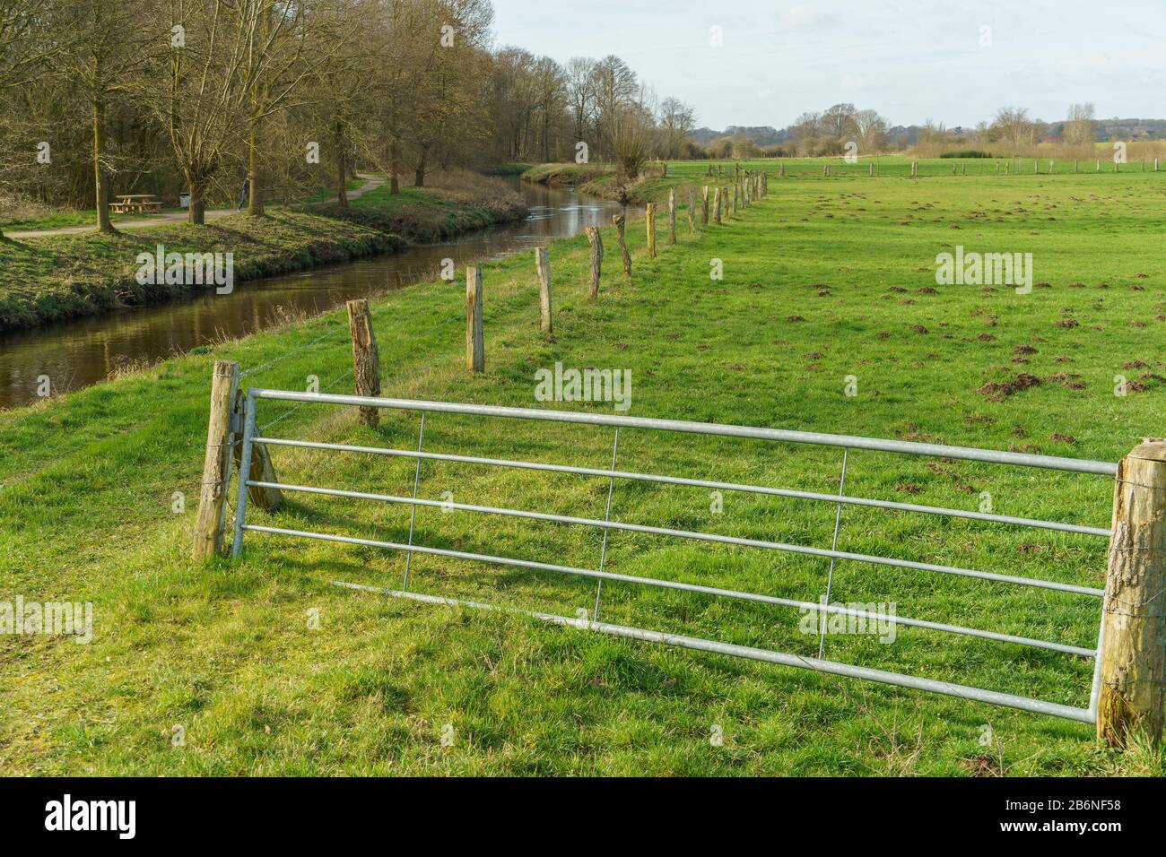 fence at the river Stock Photo - Alamy