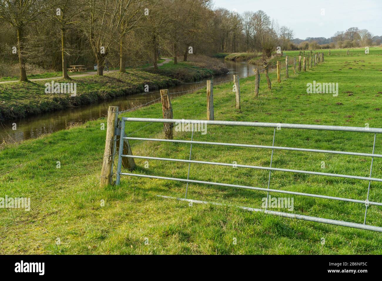 fence at the river Stock Photo - Alamy