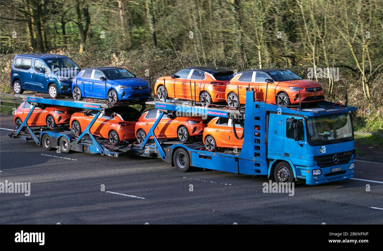 Multi car transporters carrier hi-res stock photography and images - Alamy