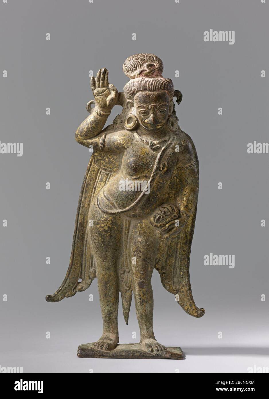 Garuda Beeld van de vogel Garuda, het rijdier van Vishnu. De vogel is ...