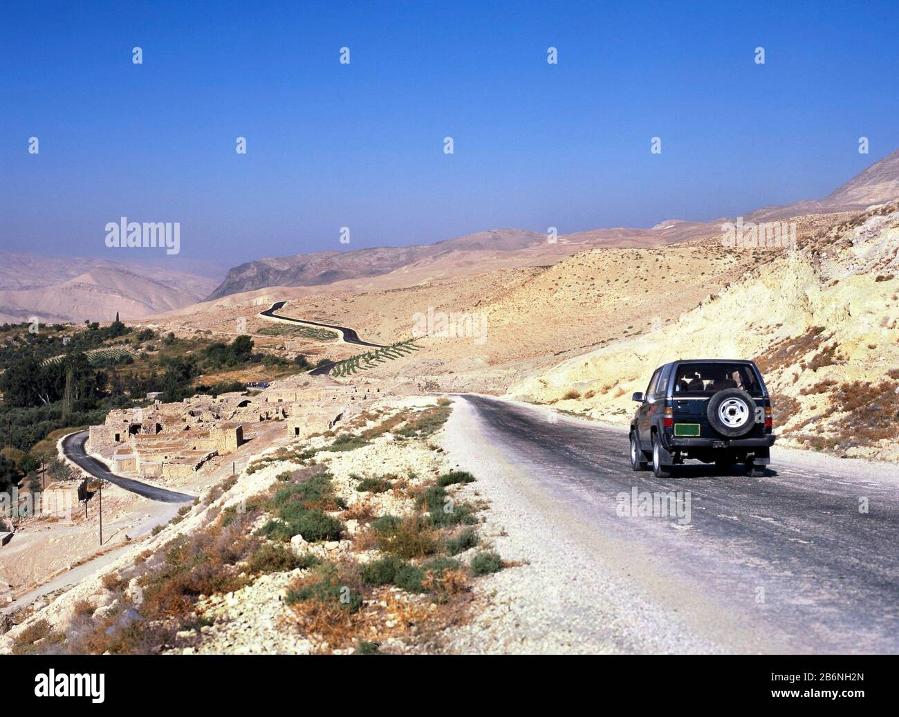 Wadi mujib jordan king’s highway hi-res stock photography and images ...