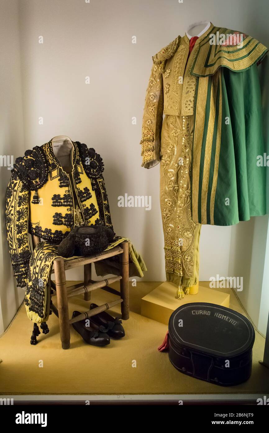 Bullfighter clothing hi-res stock photography and images - Alamy