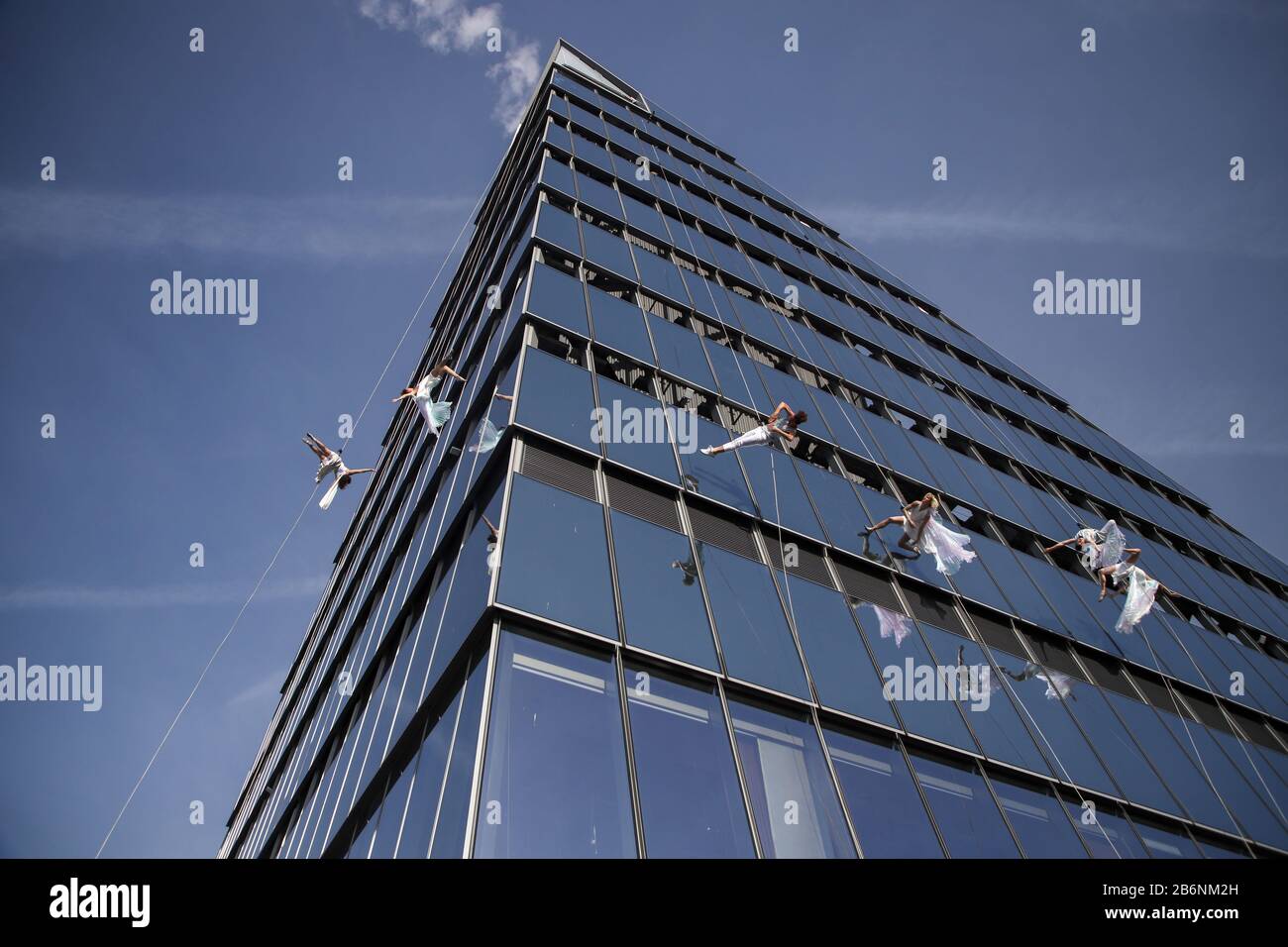 100 Observation Deck High Resolution Stock Photography and Images - Alamy
