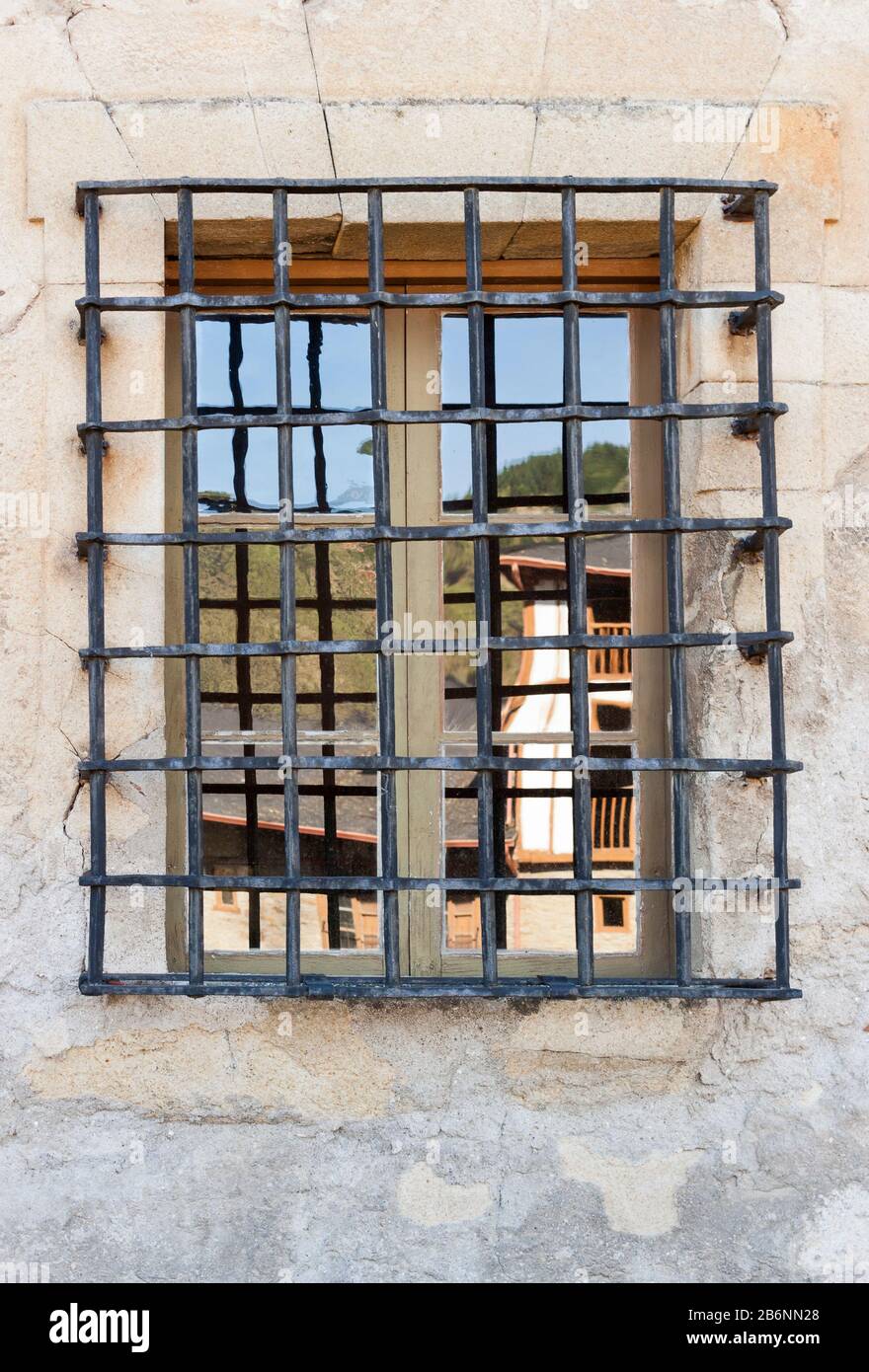 Wrought iron window bars hi-res stock photography and images - Alamy
