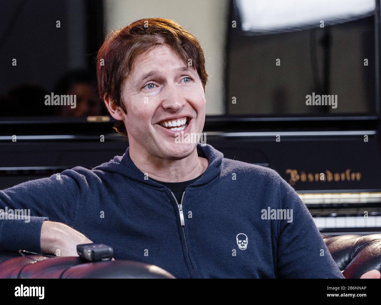 James blunt 2020 hi-res stock photography and images - Alamy