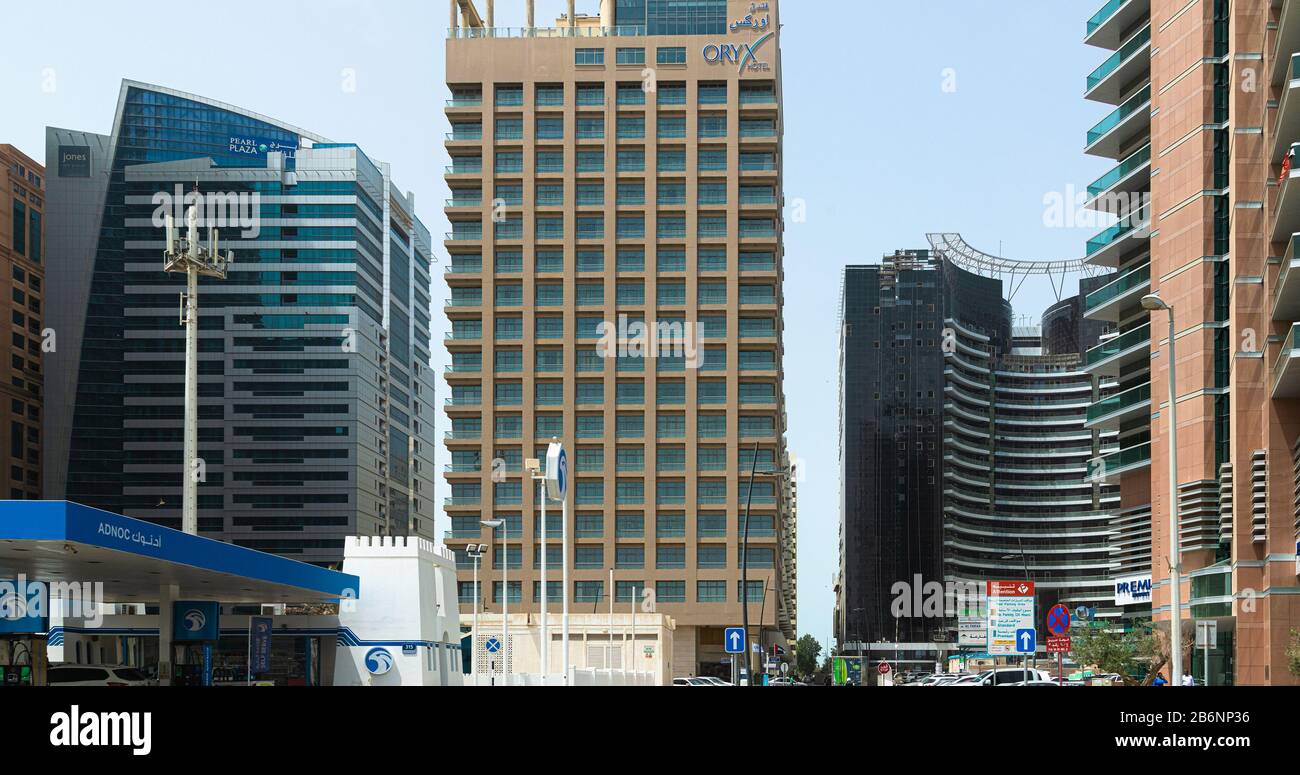 High rise hotel buildings hi-res stock photography and images - Alamy