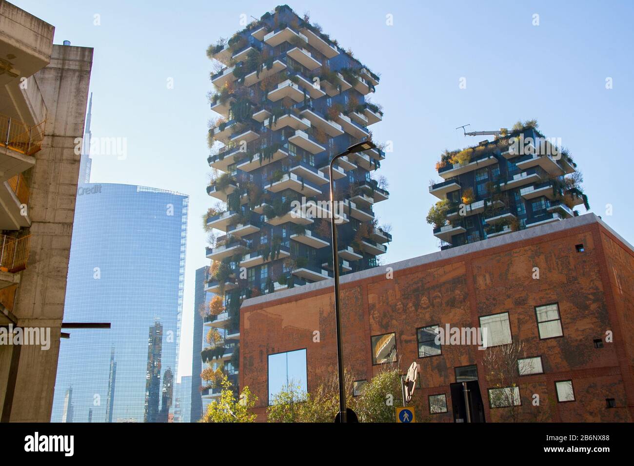 Bosco verticale skyscraper hi-res stock photography and images - Alamy