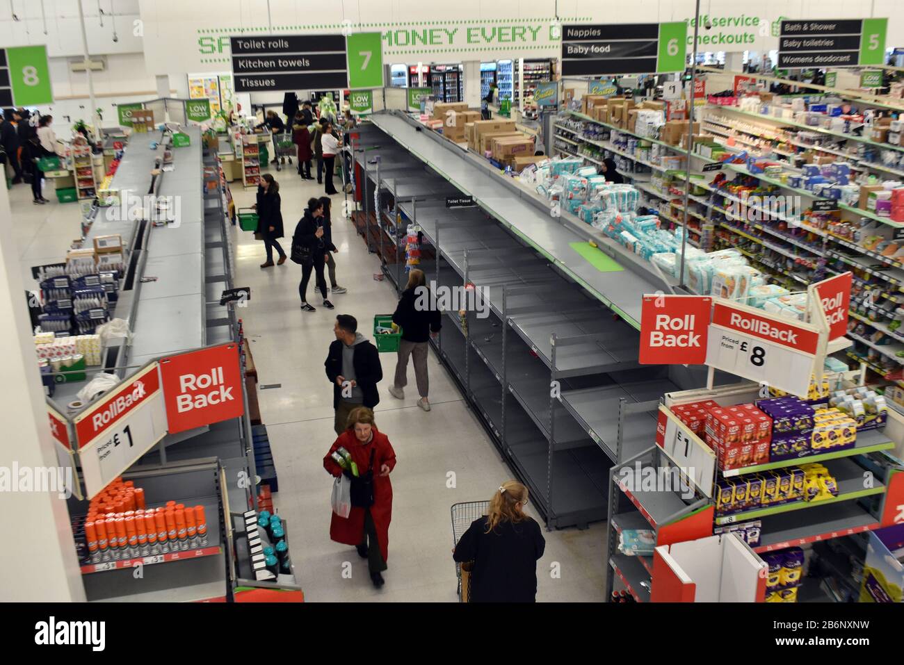 Empty shelf asda hi-res stock photography and images - Alamy