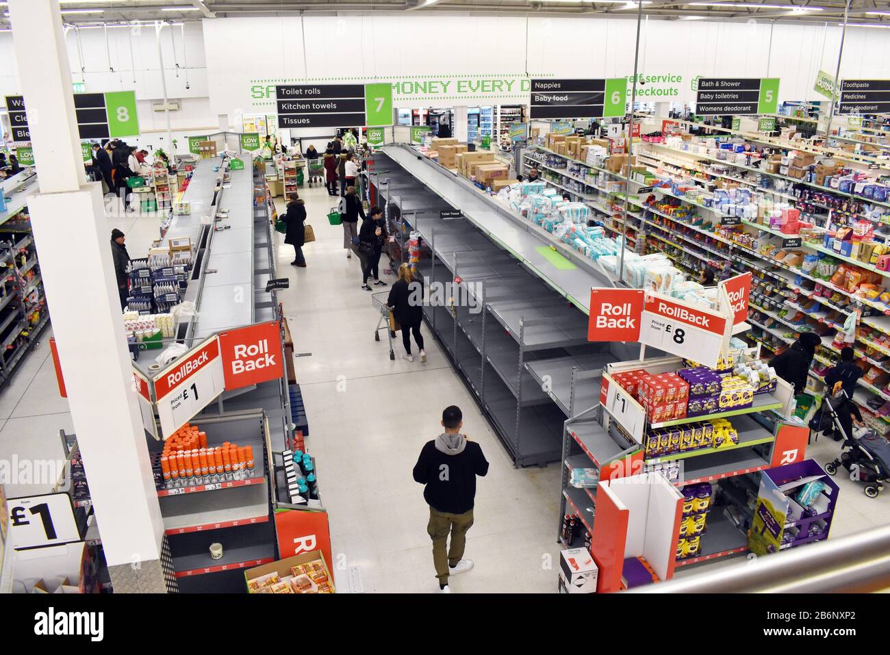 Empty shelf asda hi-res stock photography and images - Alamy