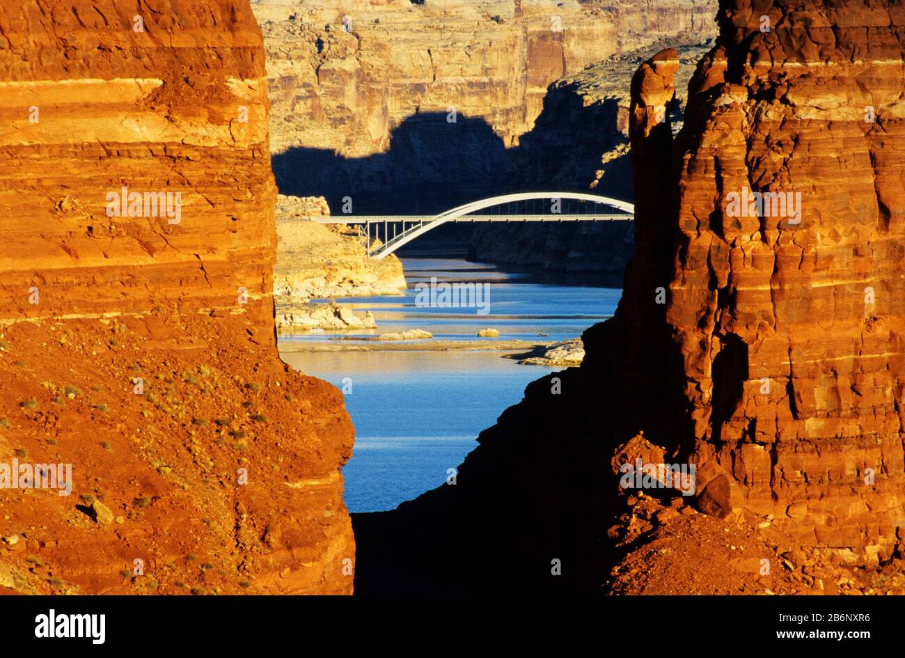 USA - Utah - Bruecke ueber den Glen Canyon bei Hite Stock Photo - Alamy